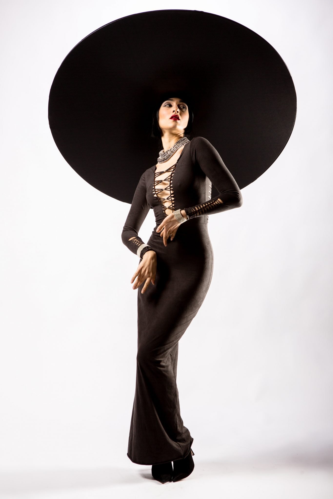 Giant collapsible hat - Oversized hat but foldable in a small bag ...