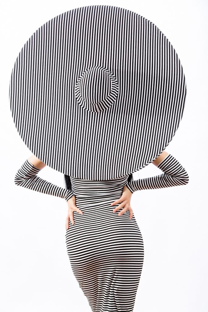 Giant collapsible hat - Oversized hat but foldable in a small bag ...